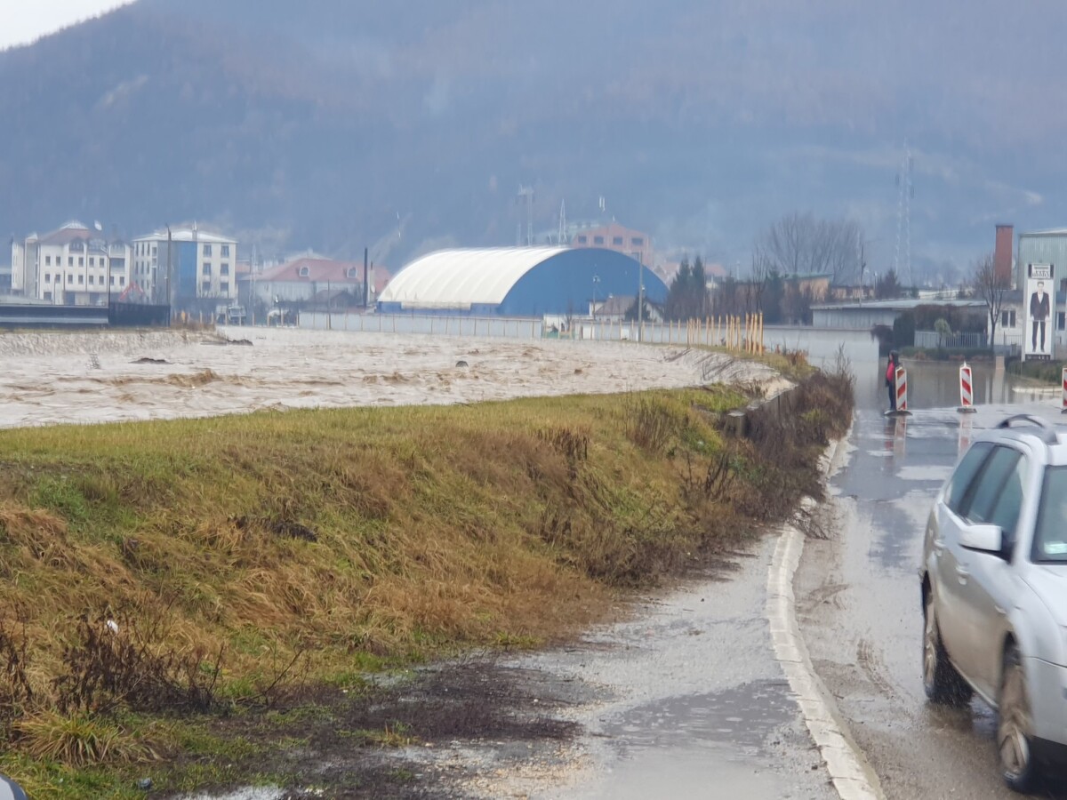 Pronađeno tijelo jednog od dvojice muškaraca koje je odnijela bujica - Sarajevska sehara
