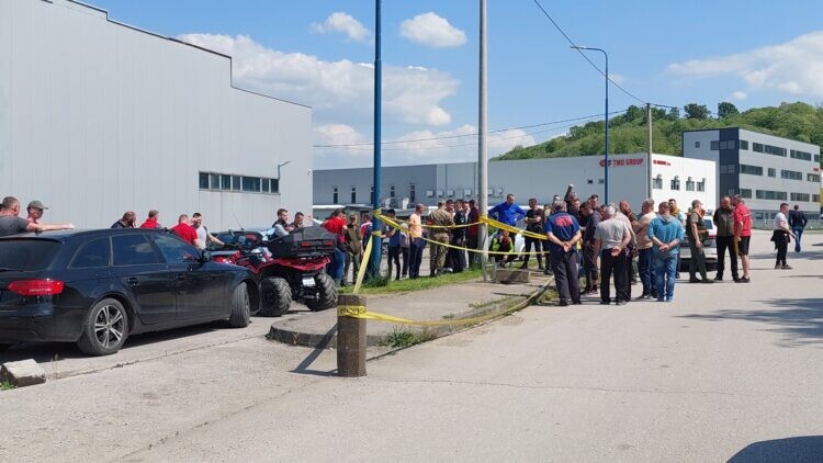 Sahranjen Aldin Huskić čije je tijelo nakon 20 dana potrage pronađeno u šahtu - Sarajevska sehara