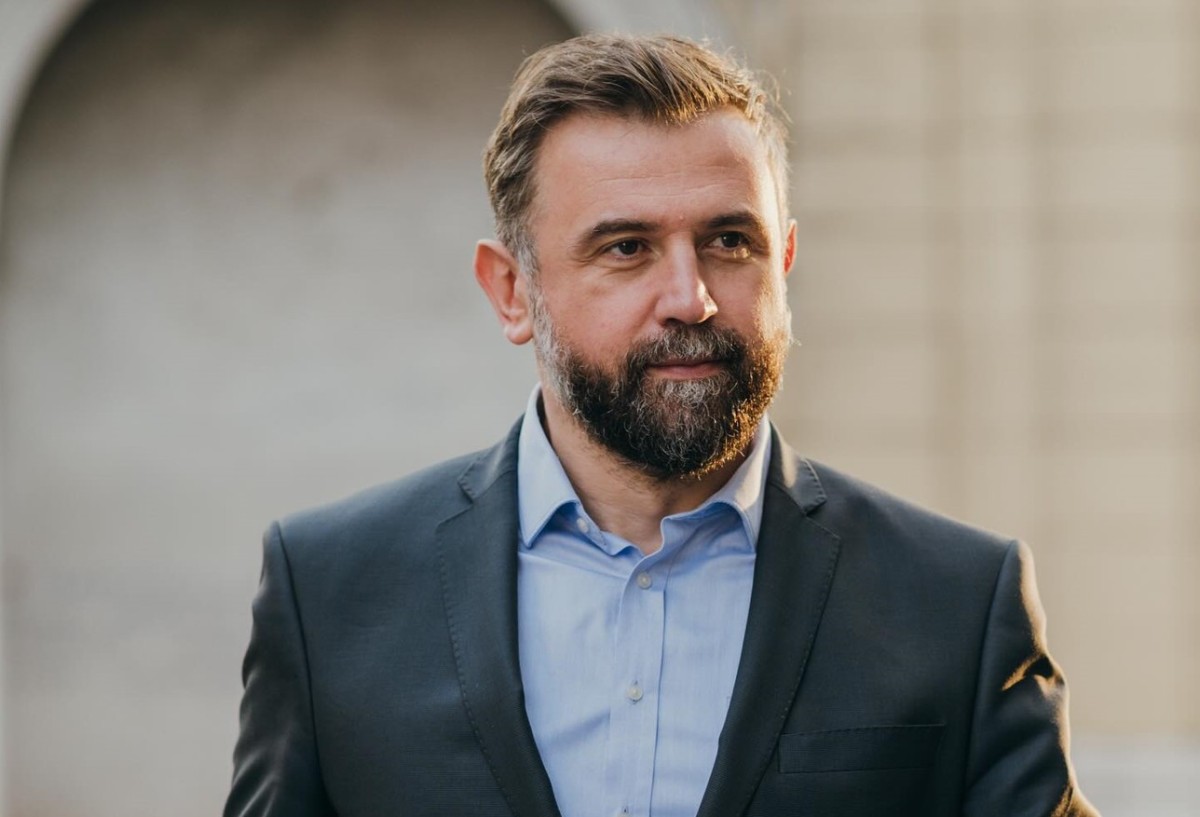 Dennis Gratz: "Povlačenje idiotarije zvane neradna nedjelja je ...